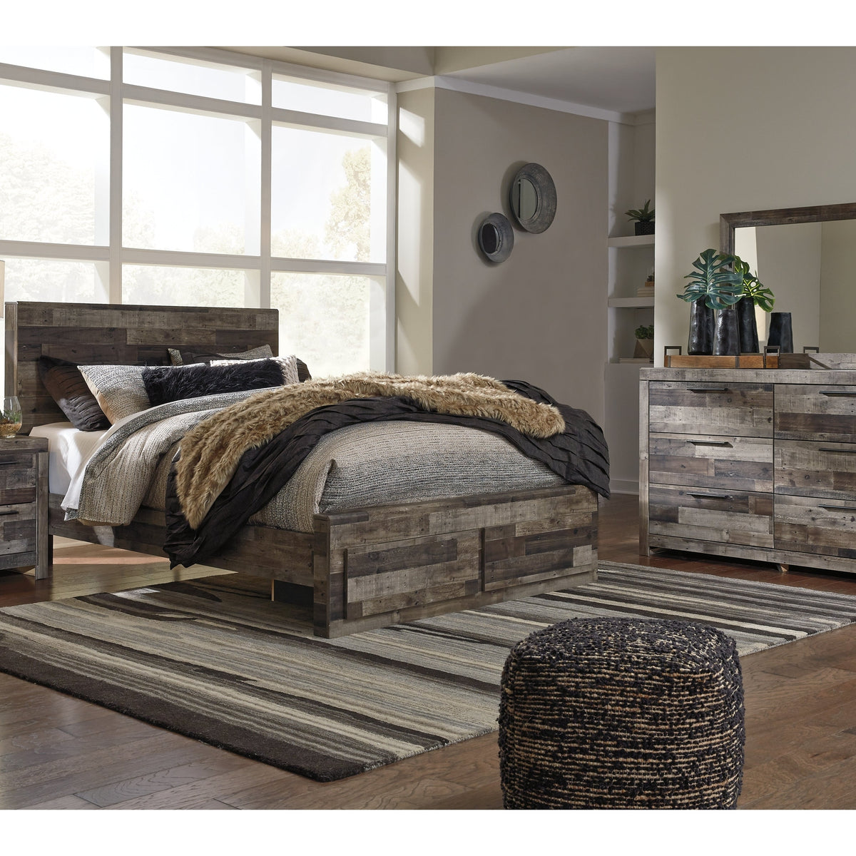 Ashley Furniture Derekson Multi Gray Queen Panel Storage Bedroom Set ...