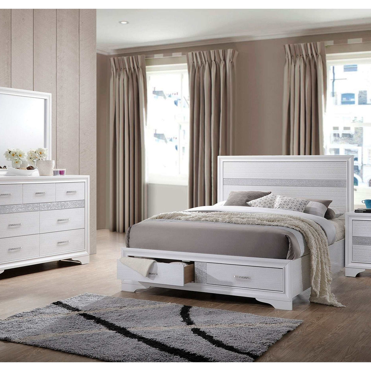 Coaster Miranda White Queen Bed 4 Pc Set | Ornate Home